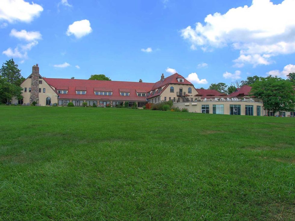 Potawatomi Inn at Pokagon State Park - Steuben County Tourism Bureau